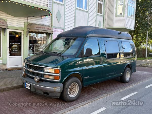 Zaļš Chevrolet Express 1997 Rapla, ar dzinēja tilpumu 5.70 L un nobraukumu 247 tūkst. km par 5000 €, foto 1 vietnē AUTOMOTO.COM.LV
