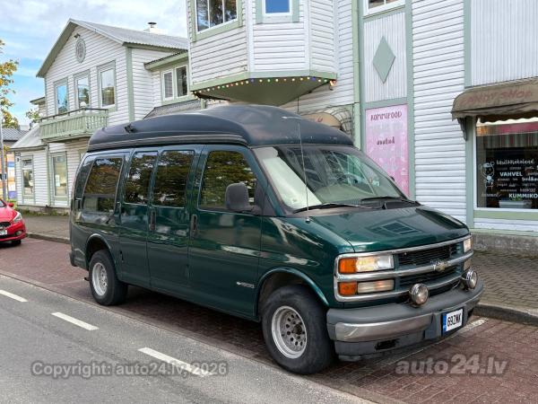 Zaļš Chevrolet Express 1997 Rapla, ar dzinēja tilpumu 5.70 L un nobraukumu 247 tūkst. km par 5000 €, foto 4 vietnē AUTOMOTO.COM.LV