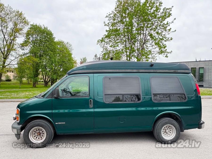 Green Chevrolet Express 1997 in Jogeva, with an engine capacity of 5.70 L and mileage of 0 thousand km for 5000 €, photo 5 on AUTOMOTO.COM.LV