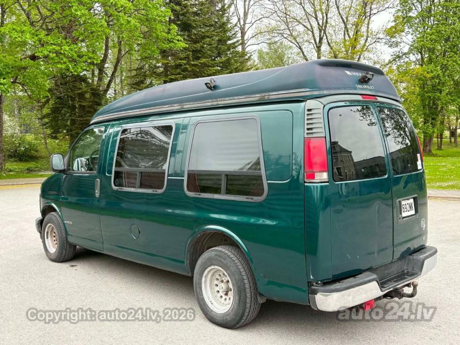 Green Chevrolet Express 1997 in Jogeva, with an engine capacity of 5.70 L and mileage of 0 thousand km for 5000 €, photo 8 on AUTOMOTO.COM.LV