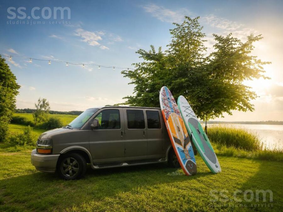 Grey Chevrolet Express 2004 in Riga, with an engine capacity of 4.30 L and mileage of 207 thousand km for 14500 €, photo 1 on AUTOMOTO.COM.LV