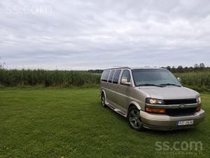 Grey Chevrolet Express 2004 in Riga, with an engine capacity of 4.30 L and mileage of 207 thousand km for 14500 €, photo 3 on AUTOMOTO.COM.LV