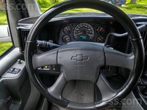 Grey Chevrolet Express 2004 in Riga, with an engine capacity of 4.30 L and mileage of 207 thousand km for 14500 €, photo 6 on AUTOMOTO.COM.LV