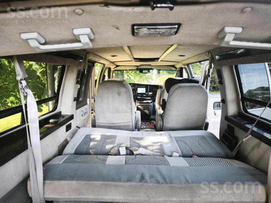Pelēks Chevrolet Express 2004 Rīga, ar dzinēja tilpumu 4.30 L un nobraukumu 207 tūkst. km par 12500 €, foto 8 vietnē AUTOMOTO.COM.LV