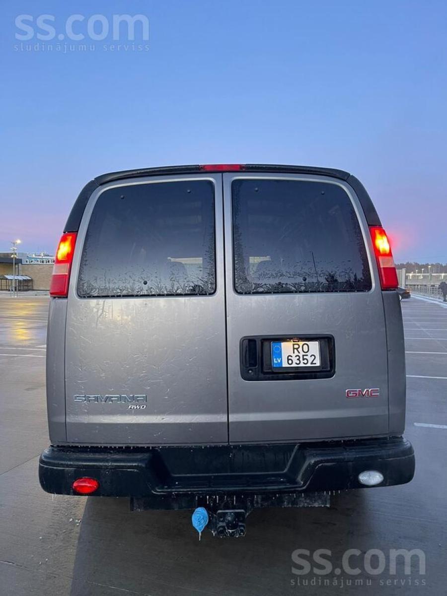 Grey Chevrolet Express 2007 in Riga, with an engine capacity of 5.30 L and mileage of 266 thousand km for 7500 €, photo 5 on AUTOMOTO.COM.LV