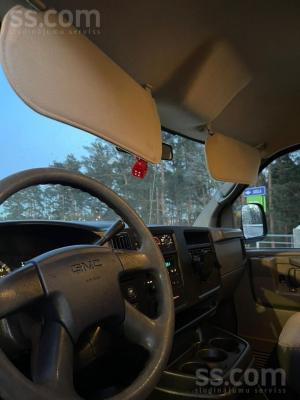 Grey Chevrolet Express 2007 in Riga, with an engine capacity of 5.30 L and mileage of 266 thousand km for 7500 €, photo 24 on AUTOMOTO.COM.LV