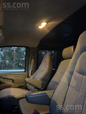 Grey Chevrolet Express 2007 in Riga, with an engine capacity of 5.30 L and mileage of 266 thousand km for 7500 €, photo 26 on AUTOMOTO.COM.LV