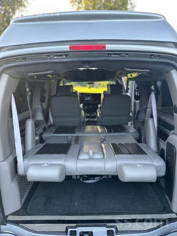 Grey Chevrolet Express 2014 in Riga, with an engine capacity of 5.30 L and mileage of 70 thousand km for 39990 €, photo 7 on AUTOMOTO.COM.LV