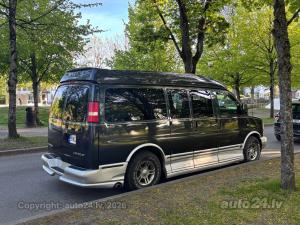 Pelēks Chevrolet Express 2003 Tallina, ar dzinēja tilpumu 5.30 L un nobraukumu 125 tūkst. km par 18500 €, foto 5 vietnē AUTOMOTO.COM.LV
