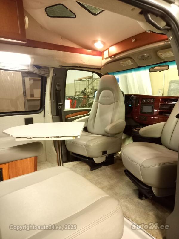 Grey Chevrolet Express 2008 in Tartu, with an engine capacity of 6.00 L and mileage of 149 thousand km for 29200 €, photo 11 on AUTOMOTO.COM.LV