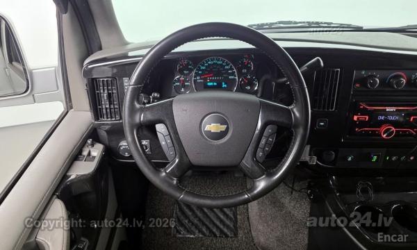 Pelēks Chevrolet Express 2012 Tallina, ar dzinēja tilpumu 5.30 L un nobraukumu 138 tūkst. km par 25900 €, foto 7 vietnē AUTOMOTO.COM.LV