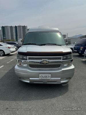 Pelēks Chevrolet Express 2012 Tallina, ar dzinēja tilpumu 5.30 L un nobraukumu 213 tūkst. km par 21900 €, foto  vietnē AUTOMOTO.COM.LV