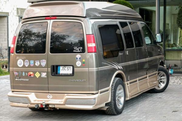 Chevrolet Express 2005 in Klaipeda, with an engine capacity of 5.30 L and mileage of 250 thousand km for 15000 €, photo 4 on AUTOMOTO.COM.LV