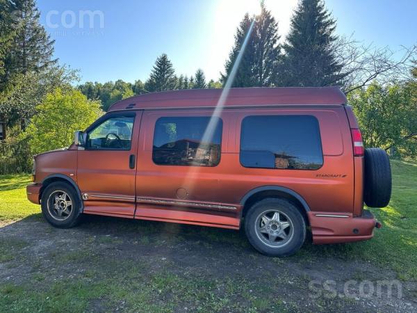 Orange Chevrolet Express 2004 in Riga, with an engine capacity of 5.30 L and mileage of 157 thousand km for 7000 €, photo 2 on AUTOMOTO.COM.LV
