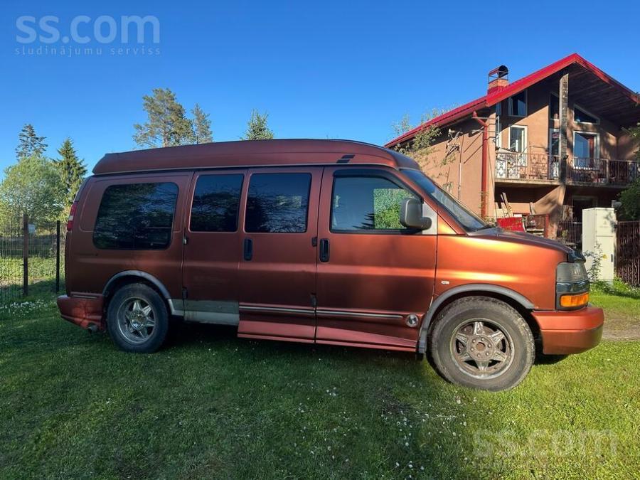 Orange Chevrolet Express 2004 in Riga, with an engine capacity of 5.30 L and mileage of 157 thousand km for 7000 €, photo 6 on AUTOMOTO.COM.LV