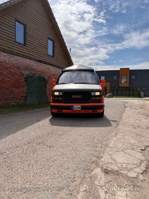 Oranžs Chevrolet Express 1997 Tartu, ar dzinēja tilpumu 5.70 L un nobraukumu 248 tūkst. km par 7000 €, foto  vietnē AUTOMOTO.COM.LV