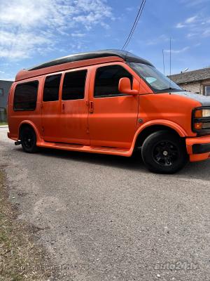 Orange Chevrolet Express 1997 in Tartu, with an engine capacity of 5.70 L and mileage of 248 thousand km for 7000 €, photo 3 on AUTOMOTO.COM.LV