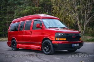 Sarkans Chevrolet Express 2005 Rīga, ar dzinēja tilpumu 5.33 L un nobraukumu 114 tūkst. km par 21000 €, foto  vietnē AUTOMOTO.COM.LV