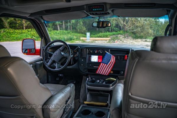 Sarkans Chevrolet Express 2005 Rīga, ar dzinēja tilpumu 5.33 L un nobraukumu 114 tūkst. km par 21000 €, foto 7 vietnē AUTOMOTO.COM.LV
