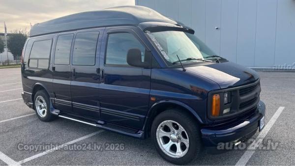 Chevrolet Express 1999 Tartu, ar dzinēja tilpumu 5.70 L un nobraukumu 283 tūkst. km par 11000 €, foto 2 vietnē AUTOMOTO.COM.LV