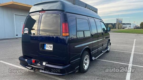 Chevrolet Express 1999 Tartu, ar dzinēja tilpumu 5.70 L un nobraukumu 283 tūkst. km par 11000 €, foto 4 vietnē AUTOMOTO.COM.LV