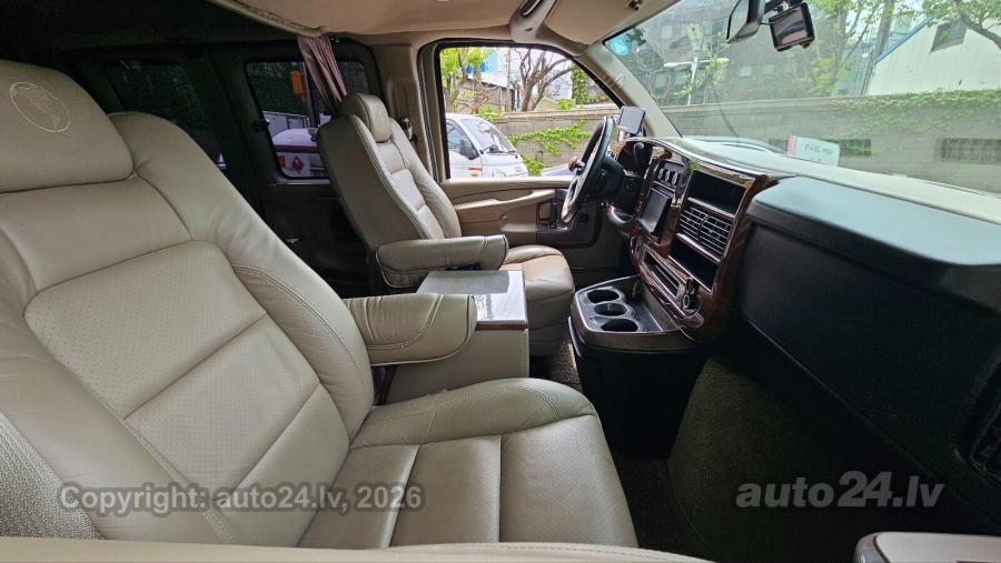 Chevrolet Express 2009 Tallina, ar dzinēja tilpumu 5.30 L un nobraukumu 100 tūkst. km par 23900 €, foto 10 vietnē AUTOMOTO.COM.LV