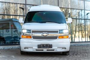 White Chevrolet Express 2012 in Riga, with an engine capacity of 5.30 L and mileage of 105 thousand km for 31500 €, photo 3 on AUTOMOTO.COM.LV