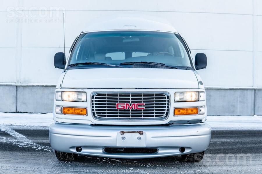 White Chevrolet Express 2002 in Riga, with an engine capacity of 5.70 L and mileage of 119 thousand km for 9990 €, photo 2 on AUTOMOTO.COM.LV