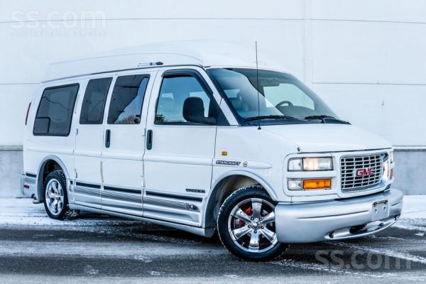 White Chevrolet Express 2002 in Riga, with an engine capacity of 5.70 L and mileage of 119 thousand km for 9990 €, photo 3 on AUTOMOTO.COM.LV