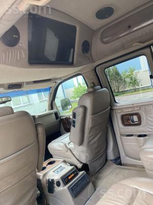 Balts Chevrolet Express 2003 Cēsis, ar dzinēja tilpumu 5.30 L un nobraukumu 158 tūkst. km par 19000 €, foto 11 vietnē AUTOMOTO.COM.LV