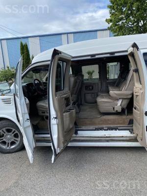 Balts Chevrolet Express 2003 Cēsis, ar dzinēja tilpumu 5.30 L un nobraukumu 158 tūkst. km par 19000 €, foto 13 vietnē AUTOMOTO.COM.LV