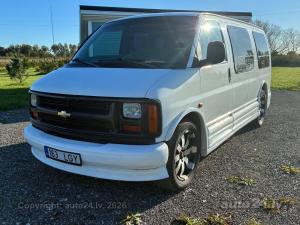 White Chevrolet Express 2001 in Tallinn, with an engine capacity of 5.70 L and mileage of 235 thousand km for 5900 €, photo  on AUTOMOTO.COM.LV