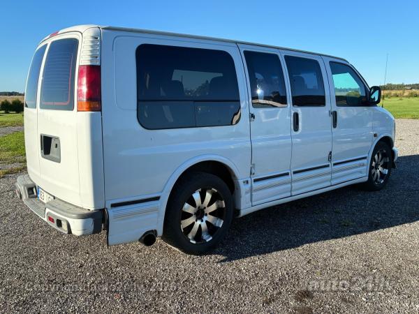 Balts Chevrolet Express 2001 Tallina, ar dzinēja tilpumu 5.70 L un nobraukumu 235 tūkst. km par 5900 €, foto 5 vietnē AUTOMOTO.COM.LV