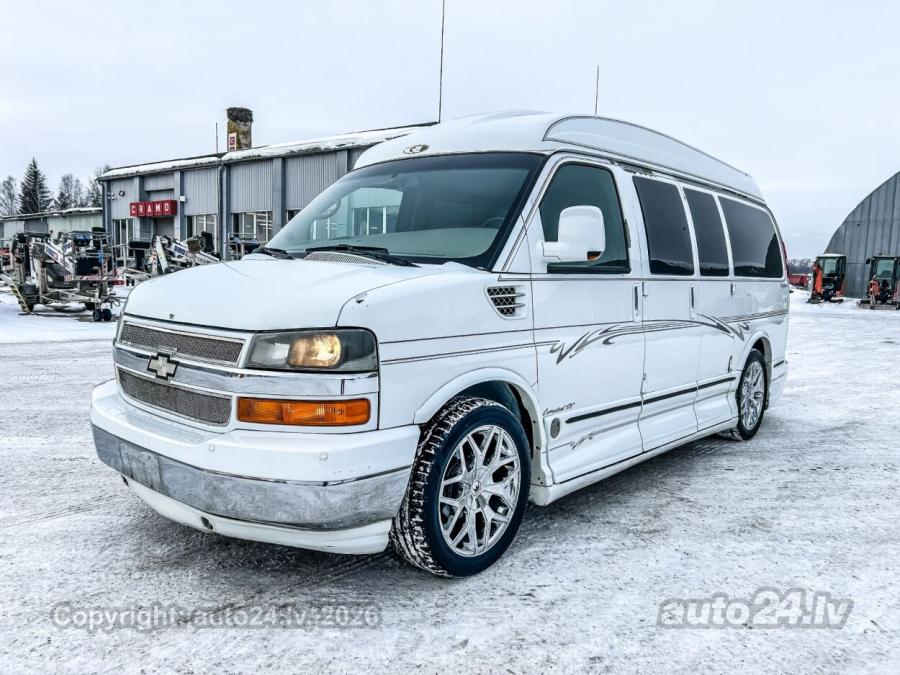 White Chevrolet Express 2008 in Valga, with an engine capacity of 5.30 L and mileage of 238 thousand km for 14900 €, photo 1 on AUTOMOTO.COM.LV