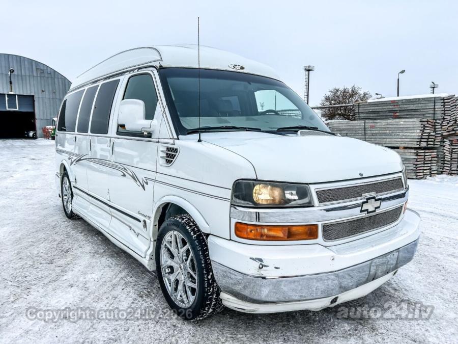 White Chevrolet Express 2008 in Valga, with an engine capacity of 5.30 L and mileage of 238 thousand km for 14900 €, photo 3 on AUTOMOTO.COM.LV
