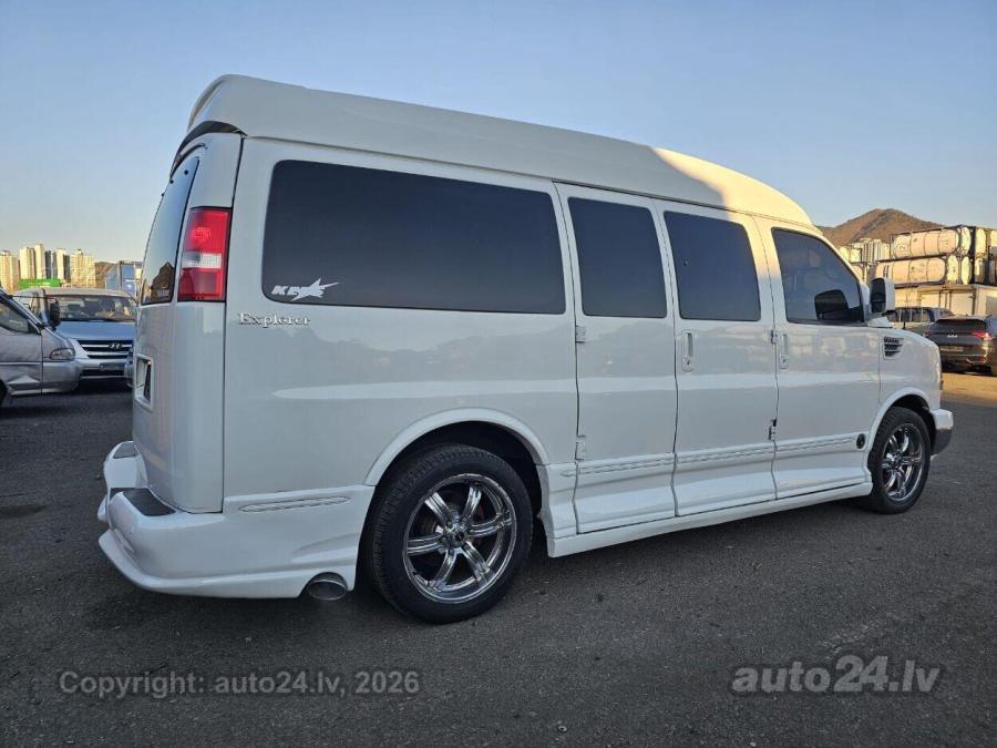 Balts Chevrolet Express 2010 Tallina, ar dzinēja tilpumu 5.30 L un nobraukumu 187 tūkst. km par 23880 €, foto 2 vietnē AUTOMOTO.COM.LV