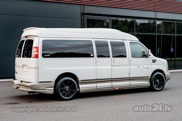 Шевроле Експресс 2011 в Пярну на AUTOMOTO.COM.LV Белый Шевроле Експресс 2011 в Пярну, объемом двигателя 6.00 л и пробегом 109 тыс. км за 22900 €, фото 3 на AUTOMOTO.COM.LV