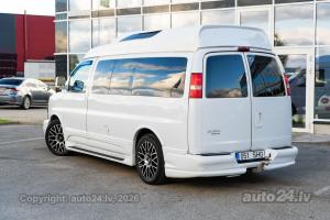 White Chevrolet Express 2014 in Tallinn, with an engine capacity of 5.30 L and mileage of 135 thousand km for 35900 €, photo 7 on AUTOMOTO.COM.LV