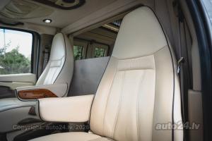 White Chevrolet Express 2014 in Tallinn, with an engine capacity of 5.30 L and mileage of 135 thousand km for 35900 €, photo 12 on AUTOMOTO.COM.LV