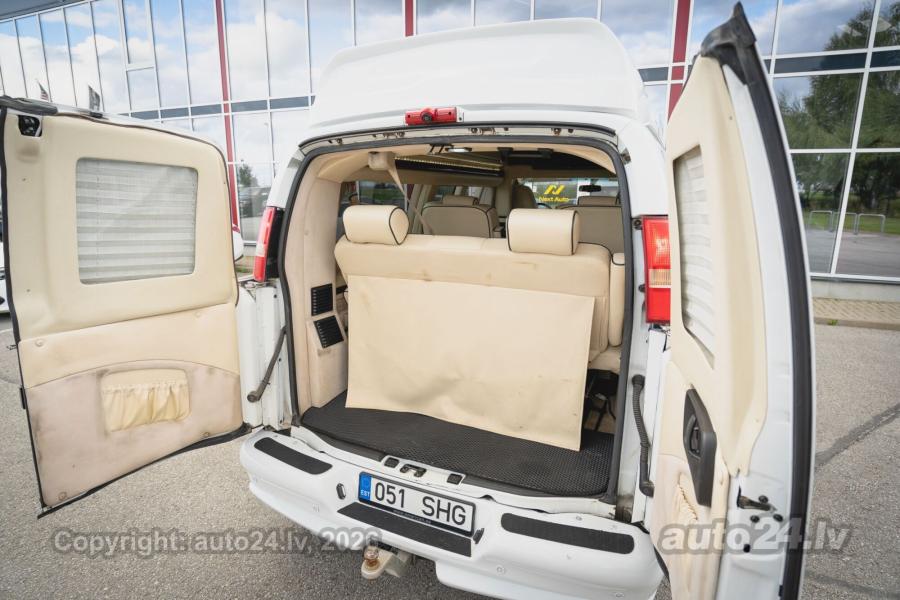 White Chevrolet Express 2014 in Tallinn, with an engine capacity of 5.30 L and mileage of 135 thousand km for 35900 €, photo 31 on AUTOMOTO.COM.LV