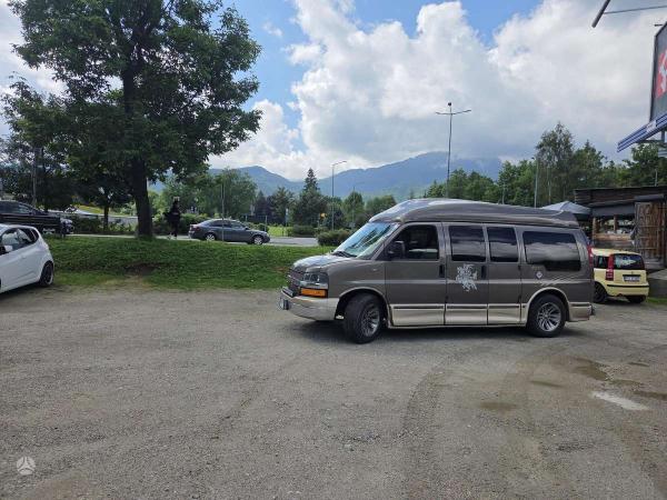 Dzeltens Chevrolet Express 2005 Klaipėda, ar dzinēja tilpumu 5.30 L un nobraukumu 280 tūkst. km par 15500 €, foto 2 vietnē AUTOMOTO.COM.LV