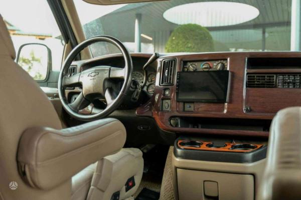 Dzeltens Chevrolet Express 2005 Klaipėda, ar dzinēja tilpumu 5.30 L un nobraukumu 280 tūkst. km par 15500 €, foto 6 vietnē AUTOMOTO.COM.LV