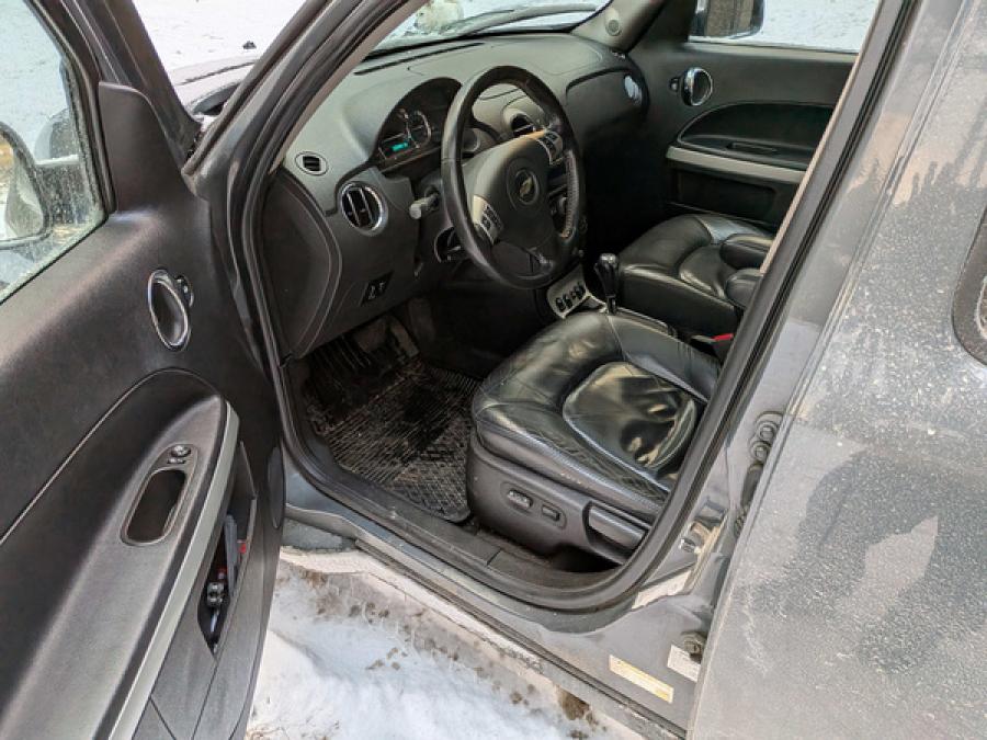 Pelēks Chevrolet HHR 2009 Hāpsalu, ar dzinēja tilpumu 2.40 L un nobraukumu 284 tūkst. km par 3999 €, foto 7 vietnē AUTOMOTO.COM.LV