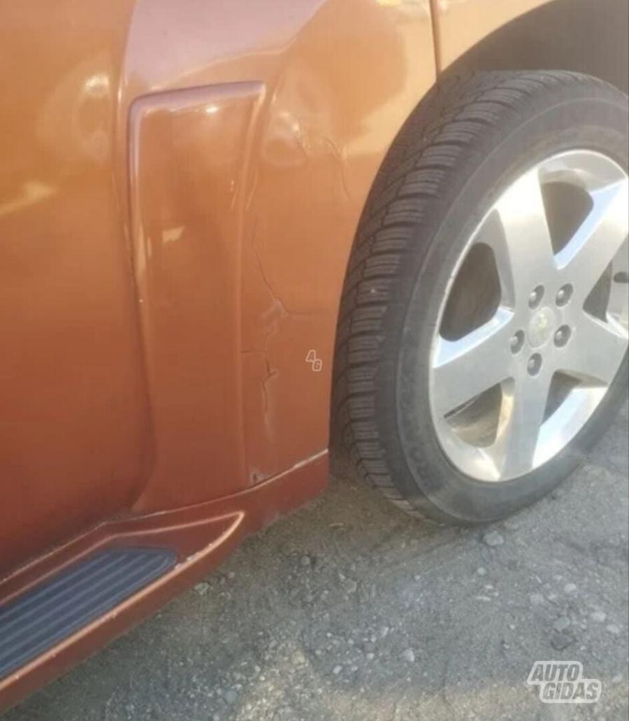 Chevrolet HHR 2006 in Klaipeda, with an engine capacity of 2.40 L and mileage of 150 thousand km for 1000 €, photo 10 on AUTOMOTO.COM.LV