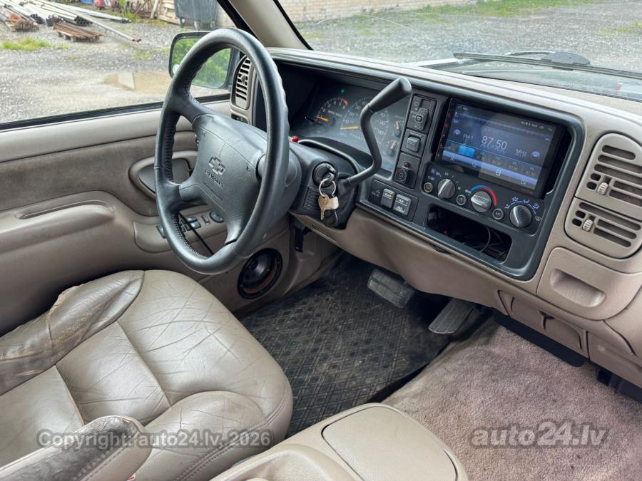 Черный Шевроле K1500 1996 в Таллин, объемом двигателя 5.70 л и пробегом 208 тыс. км за 3900 €, фото 14 на AUTOMOTO.COM.LV
