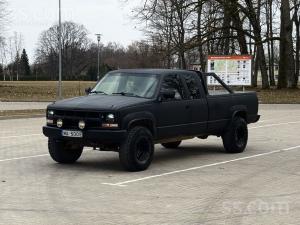 Черный Шевроле K1500 1993 в Рига, объемом двигателя 5.70 л и пробегом 260 тыс. км за 14000 €, фото  на AUTOMOTO.COM.LV