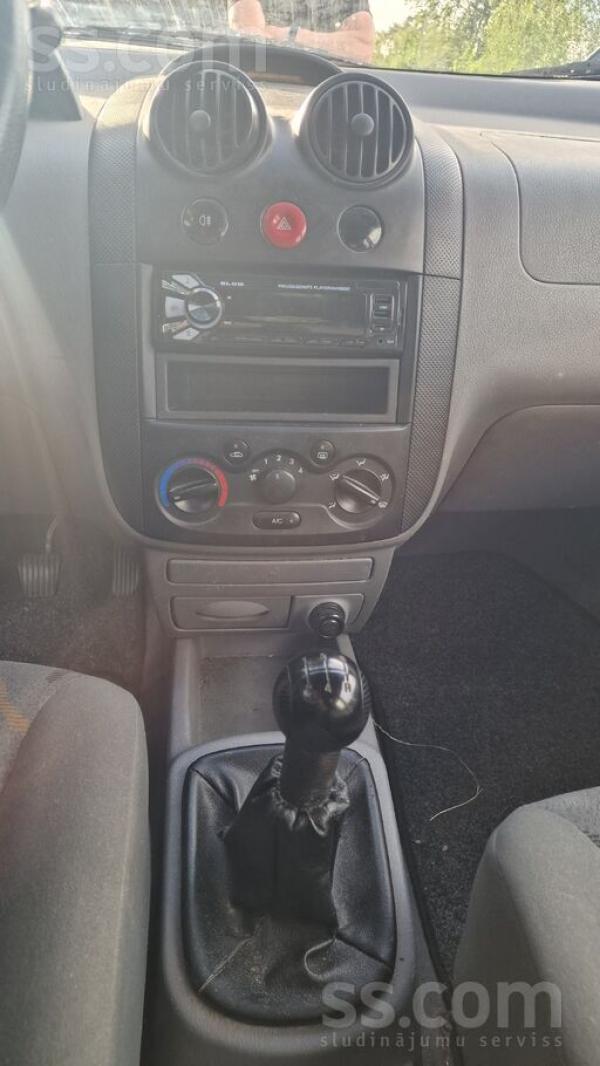 Zils Chevrolet Kalos 2004 Rīga, ar dzinēja tilpumu 1.20 L un nobraukumu 103 tūkst. km par 900 €, foto 3 vietnē AUTOMOTO.COM.LV