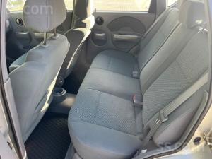 Pelēks Chevrolet Kalos 2004 Rīga, ar dzinēja tilpumu 1.40 L un nobraukumu 75 tūkst. km par 1800 €, foto 10 vietnē AUTOMOTO.COM.LV