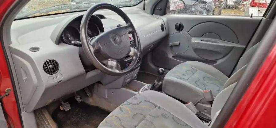 Sarkans Chevrolet Kalos 2004 Valmiera, ar dzinēja tilpumu 1.20 L un nobraukumu 220 tūkst. km par 780 €, foto 10 vietnē AUTOMOTO.COM.LV