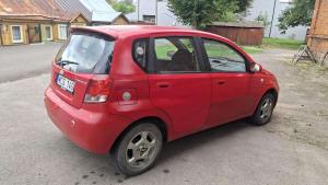 Red Chevrolet Kalos 2005 in Kaunas, with an engine capacity of 1.40 L and mileage of 24 thousand km for 700 €, photo 5 on AUTOMOTO.COM.LV
